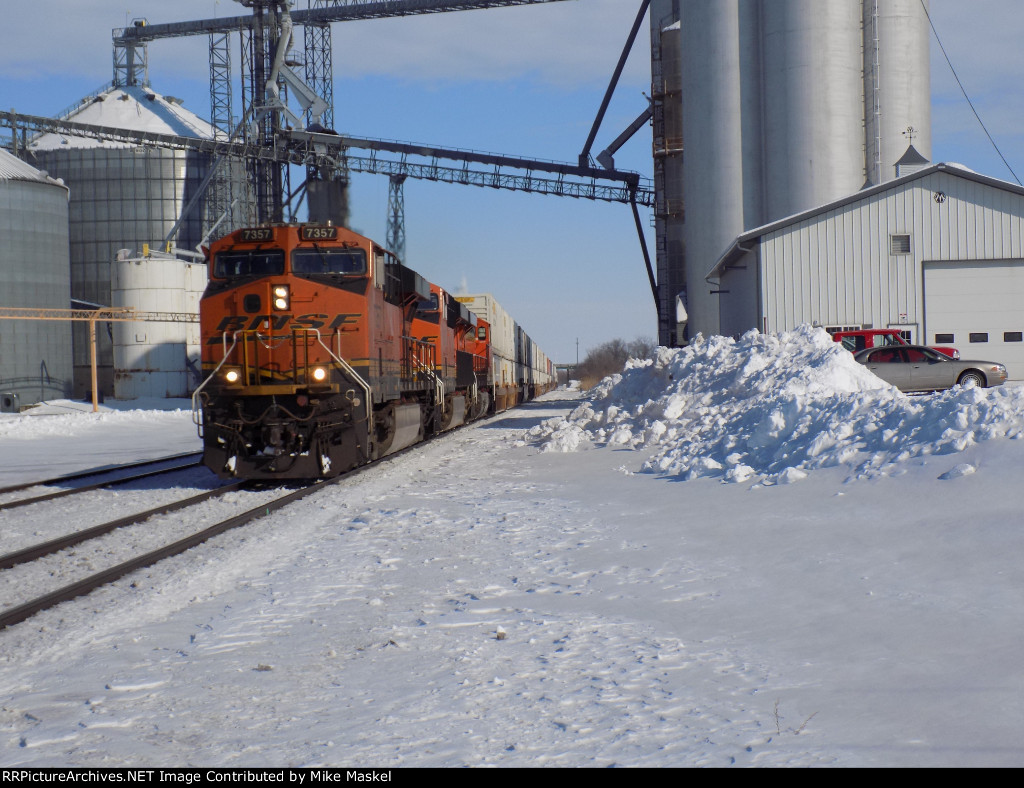 BNSF 7357